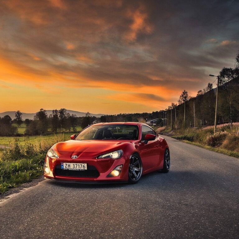 350 Unique Red Car Names – CarNameIdeas